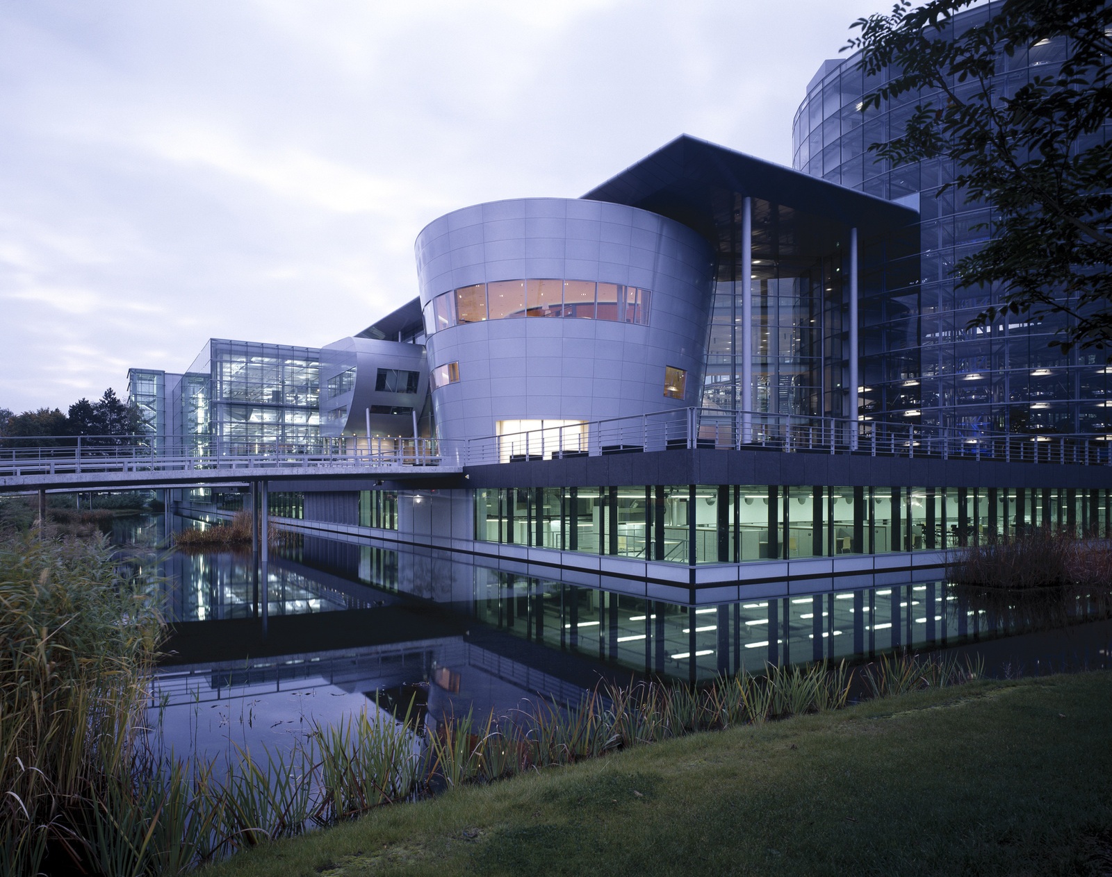 VW Transparent Factory | HENN